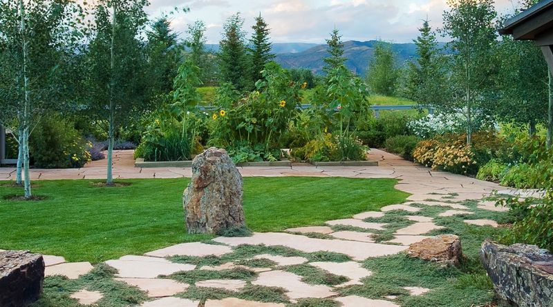 You'll Be Inspired By These Creative and Inviting Garden Paths - Sunset ...