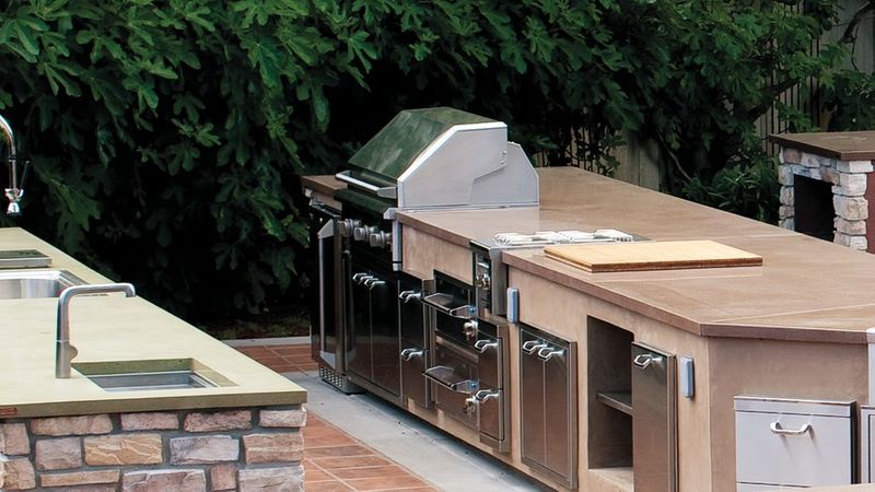 Ultimate Outdoor Kitchen - Sunset Magazine