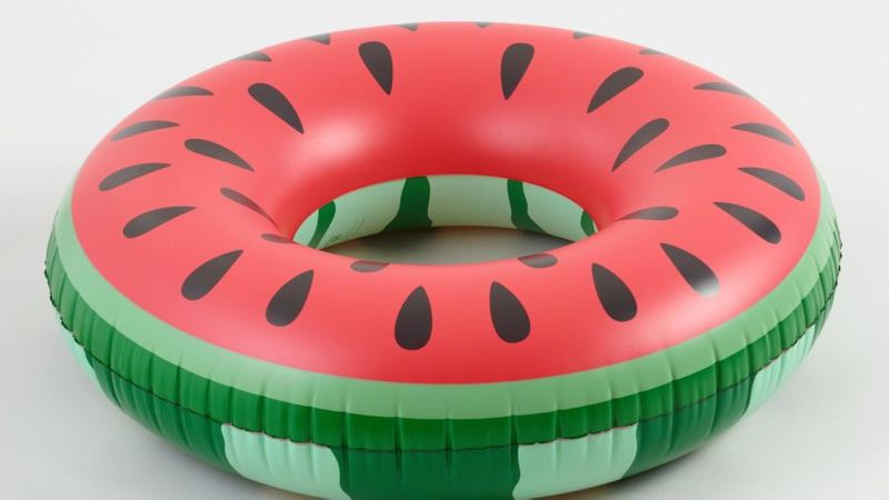 Cool Pool Floats for Endless Summer Splashing - Sunset Magazine